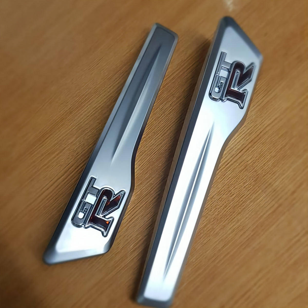 Nissan R35 GTR MY15+ OEM Front Fender Logo Emblems with GTR Badge – MdS ...