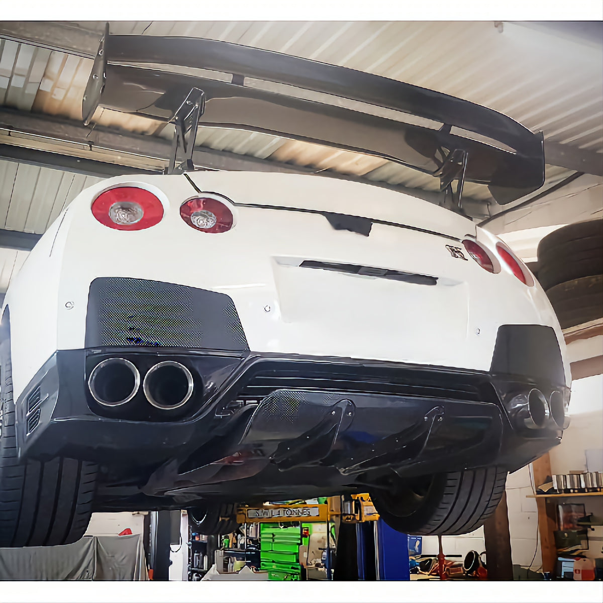 Nissan R35 GTR LB V1 Carbon Rear Diffuser – MdS Tuning