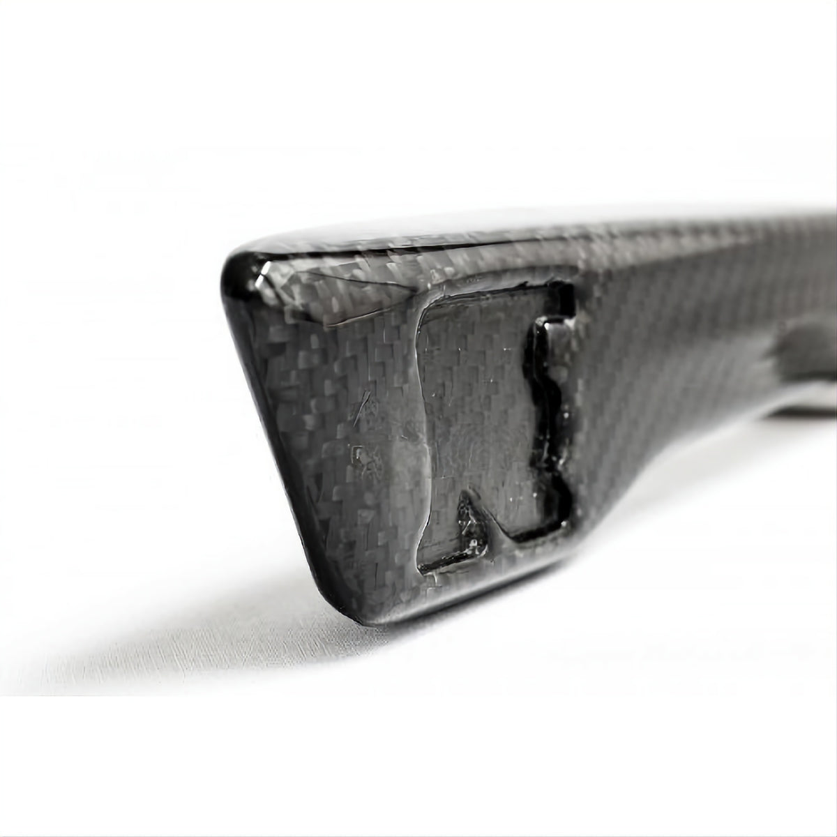 Nissan R35 GTR MY15+ KR Carbon Front Fender Logo Emblems – MdS Tuning